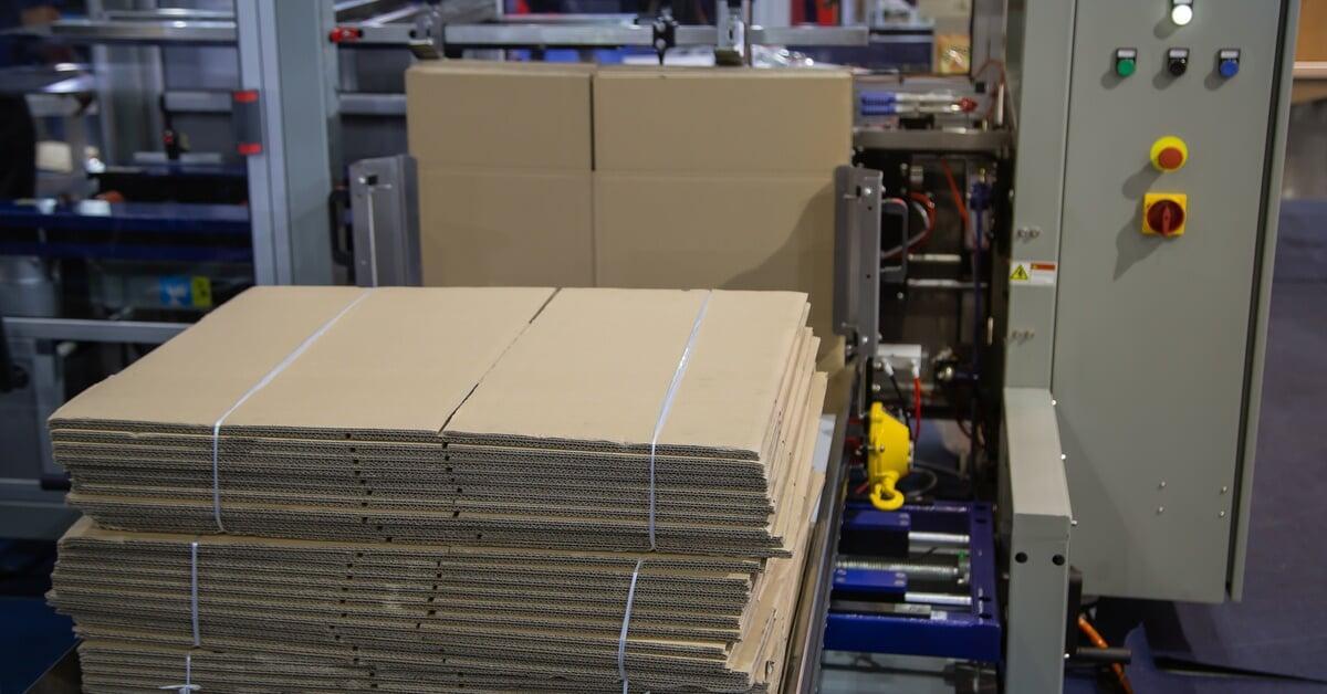 Choosing the Right Case Erector for Your Line | PackSmart Blog